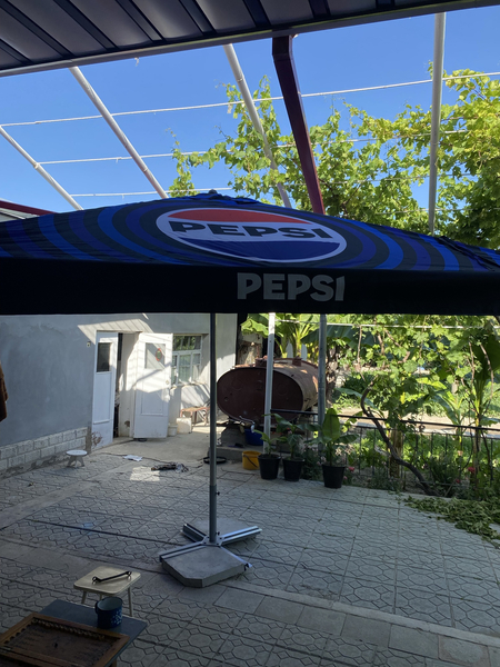 Zontik pepsi 4x4