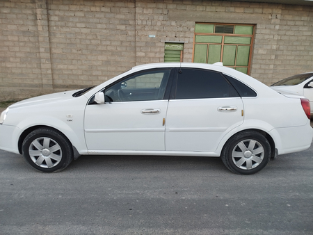 Srochna Moshina Sotiladi Lacetti 1.8