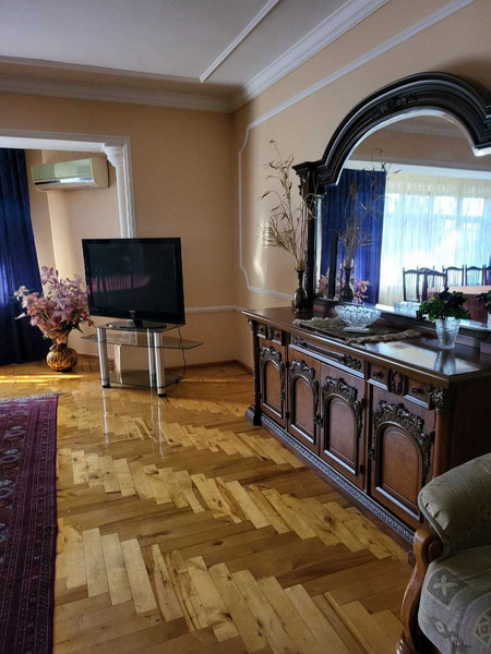 Новостройка 5 комнат 4спальня 2с/у улица ракат ориентир парк Бабура