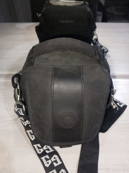 Canon EOS 2000D все в комплекте