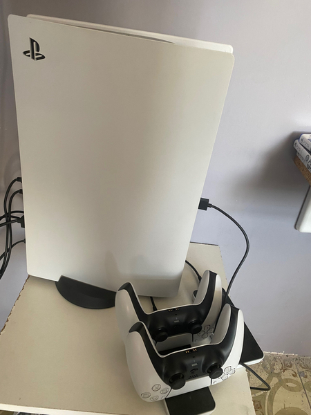 Playstation 5, Дискаводли