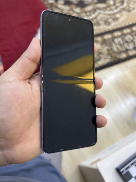 Samsung Galxy Z flip 4