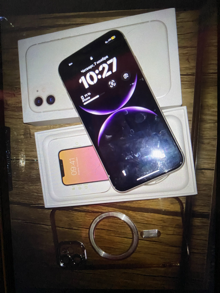 iPhone 11  tozaaa