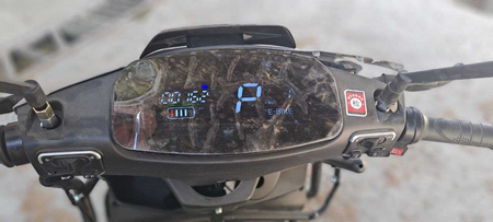 Skuter E-Bike xolati yaxshi