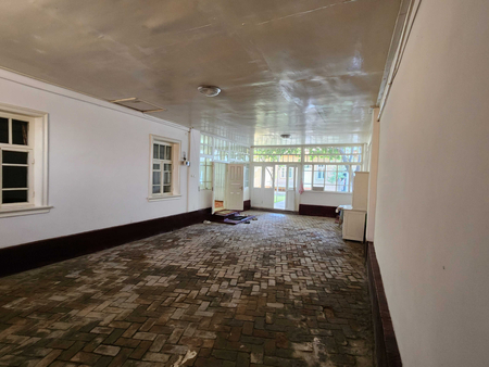 Tezda 35x18m Hovli sotiladi. Mansiz: Sam shahar Olimlar ko'chasi 35-uy