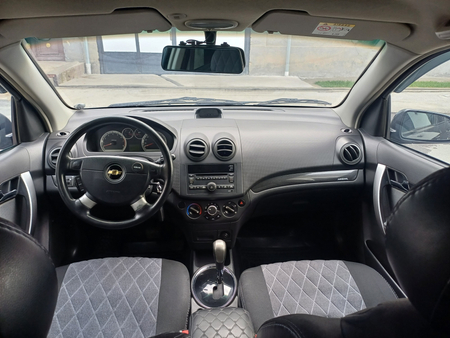 Nexia 3 avtomat srochno sotiladi
