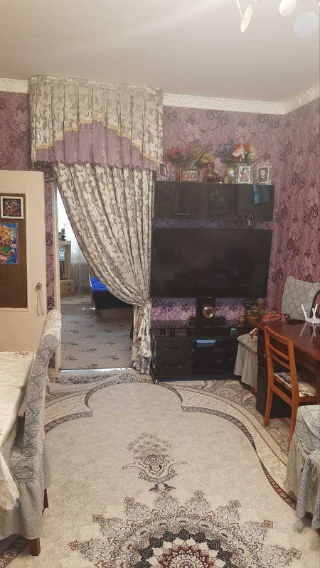 Квартира своя 3/2/4 Юнусабад 11-кв.