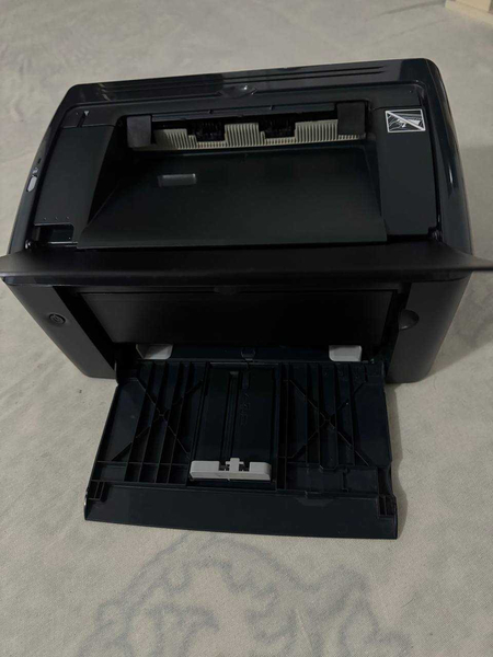 Canon LBP 3010 B Oqqora Printer Xolati idyal Kam ishlagan
