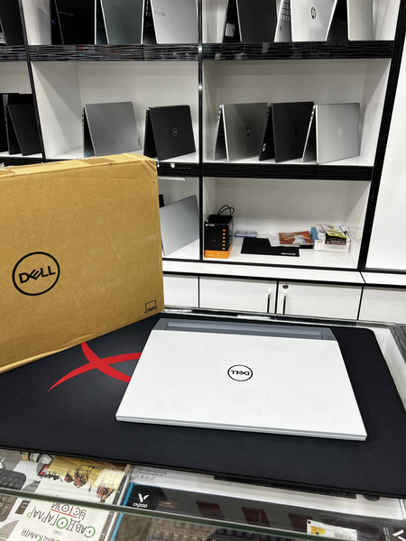 Dell Gaming G15 R7-5800H/8/512/RTX3050Ti 4G/15,6 FHD IPS 144Hz Backlit
