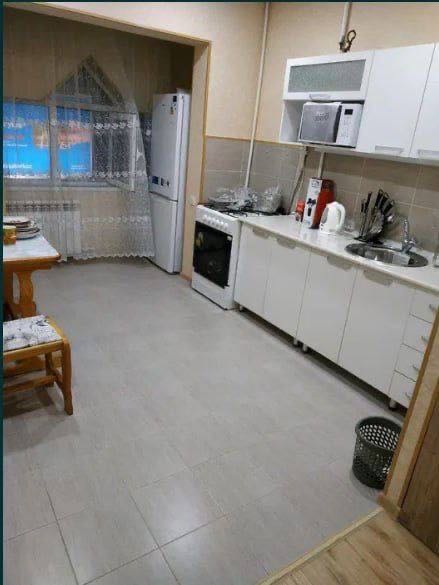 Ойбек 2/6/9 
Орр-школа-60m2/Очень срочно продается не упустите шанс