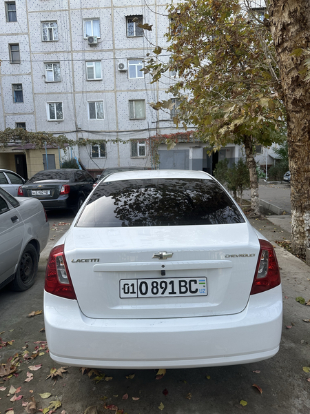 Продаю Lasetti 1.8