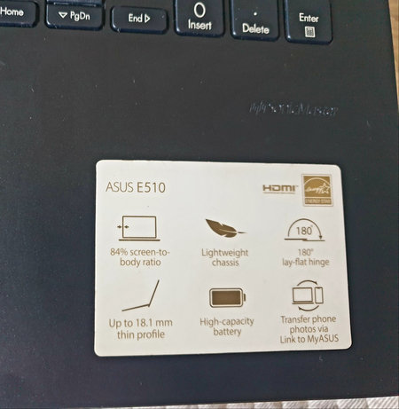 Noutbuk ASUS sotiladi