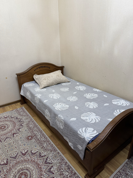 Продаю спальную мебель