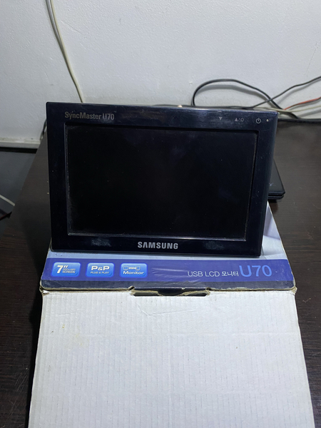 samsung usb manitor