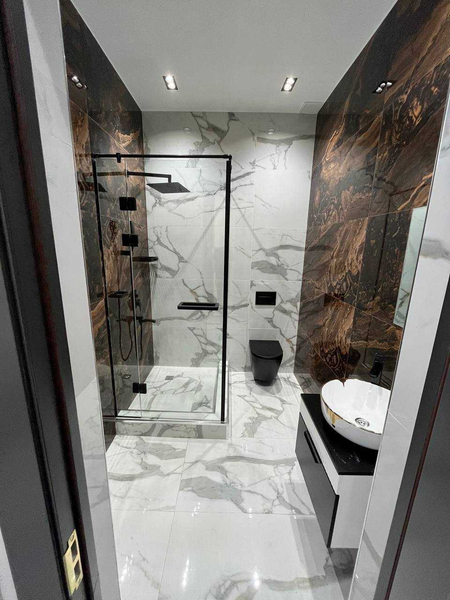 В продаже 3-х комнатная с дизайнерским ремонтом (id1028)