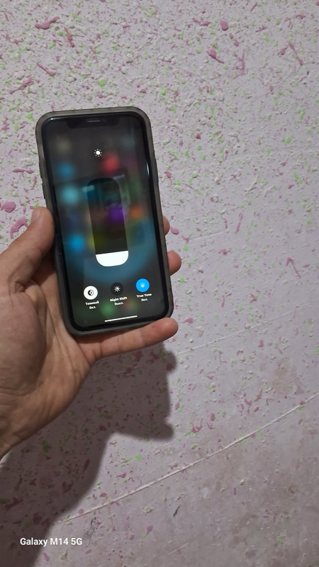 Iphone 11 obmenga yoki naqtga