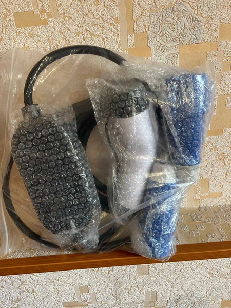 Абсолютно новая зарядное устройство 7 квт  32 А