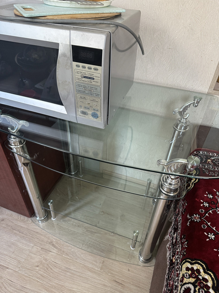 Стекляная подставка