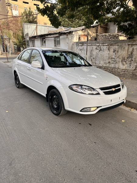 jentra pachka sotiladi 2023 ABS bor