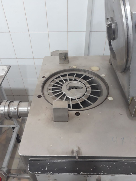 Колбасное оборудование шприц роторный Handtmann VF 20-300