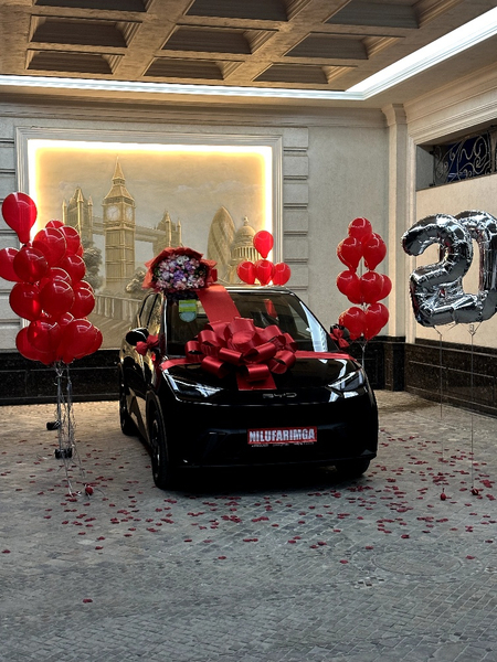 Mercedes benz uchun bantik, podarichniy bant na mashinu