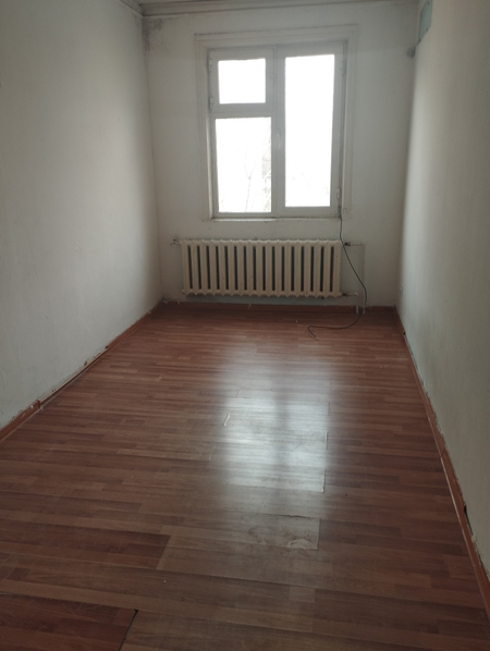 2 xona 3 xona qilingan kvartira sotiladi