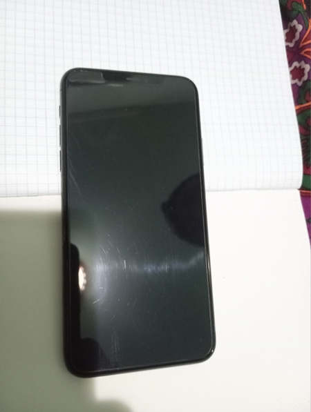 Iphone 11 pro max sotiladi
