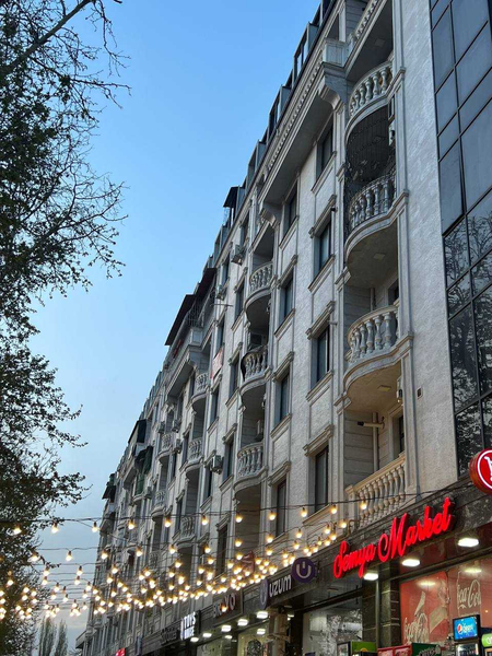 ПРОДАЁТСЯ  Квартира в 7 кв