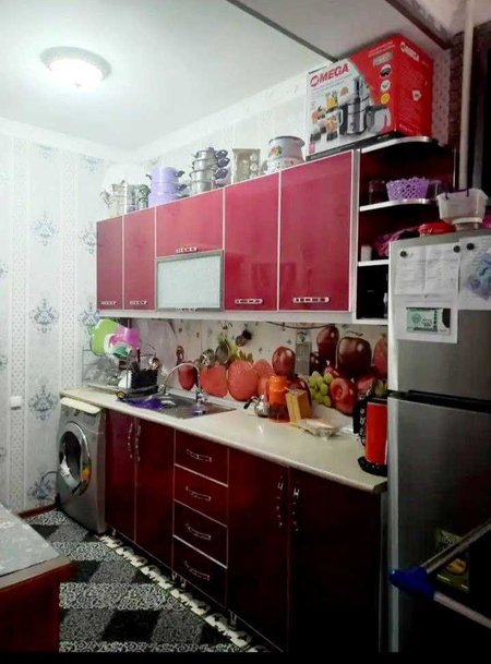 Sogdiana hududida kvartira sotiladi!