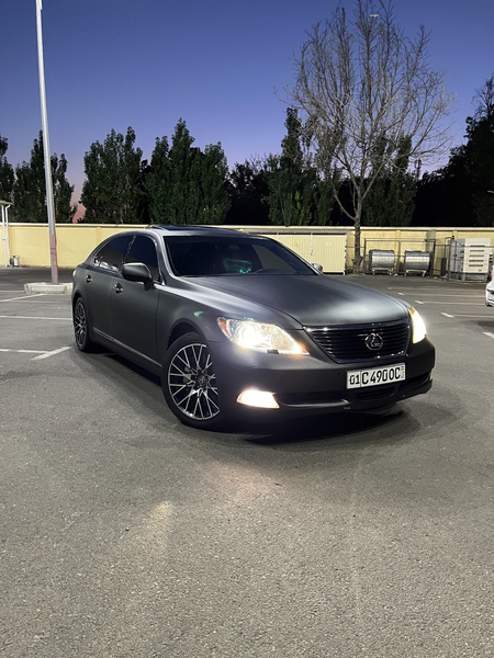 Lexus LS460 Зор холатда