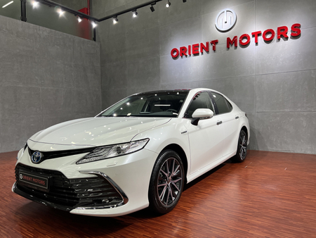 Новый Toyota Camry Hybrid 2023 (Панорама)
