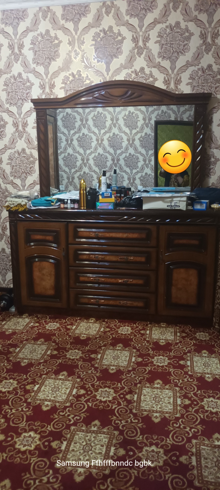 Spalniy garnitur sotiladi holati yaxshi