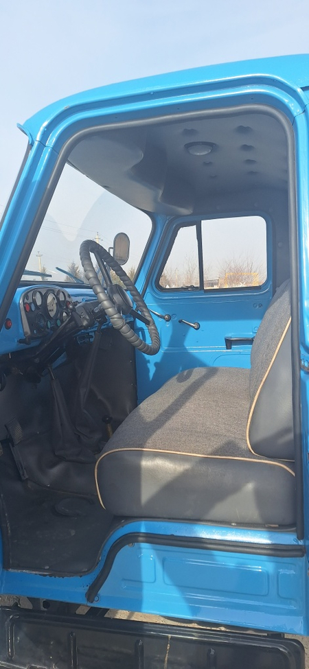 Avtomobil Gaz 53 benzavoz
