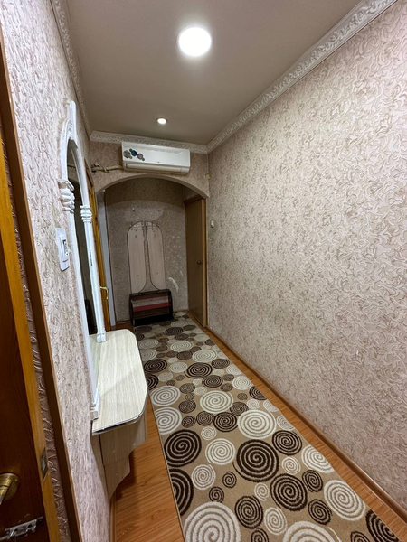 Сдам свою двухкомнатную квартиру.  На кушбеги на первом этаже.