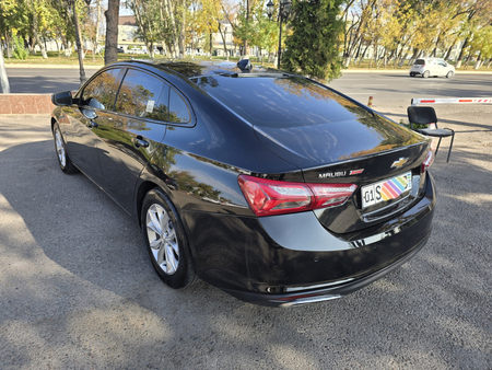 Malibu 2 Premier Qora
