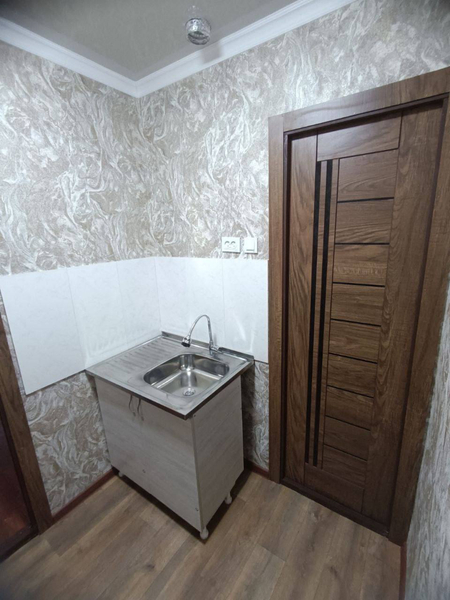 Продаю 1 ком на Чиланзаре