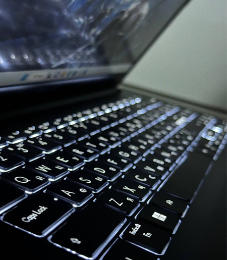 Asus VivoBook Pro 15. Ryzen 5 5600H = Core i5 11- avlod. GTX 1650 4GB