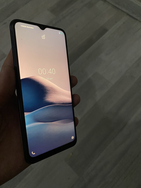 Vivo Y 12s ideal qirilgan joylari yo 32 gb