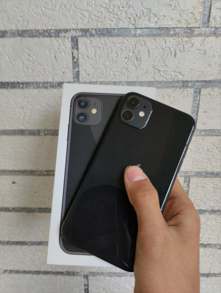 Iphone 11 64 gb qora