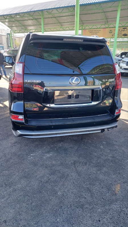 seochna lexus qora