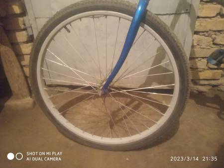 Velosiped sotiladi.