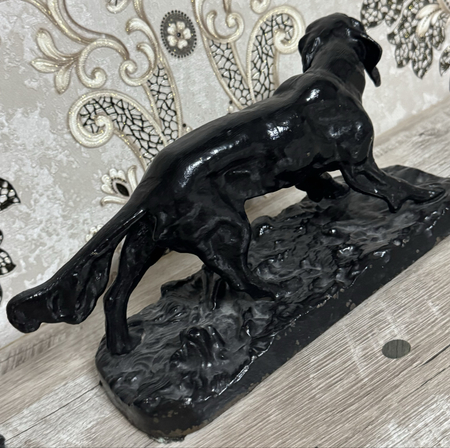 Чугунная собака фигура