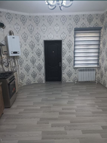 Продаётся домик. Мирабатский район.