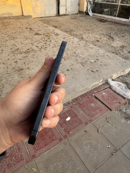 Phone 15 pro max sotiladi 256gb