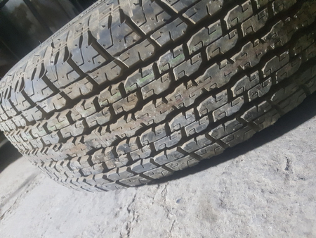 Балон сотилади  265 70 R 16