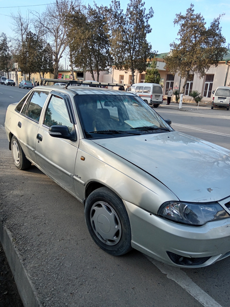 Нехиа 2 2009 донс 1,6 донс