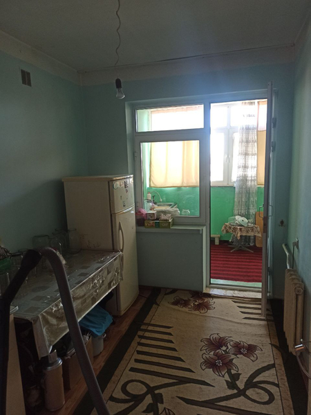 Shahar markazidan 3 xonali 113 m² kvartira sotiladi