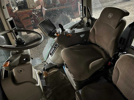 John Deere 8400R