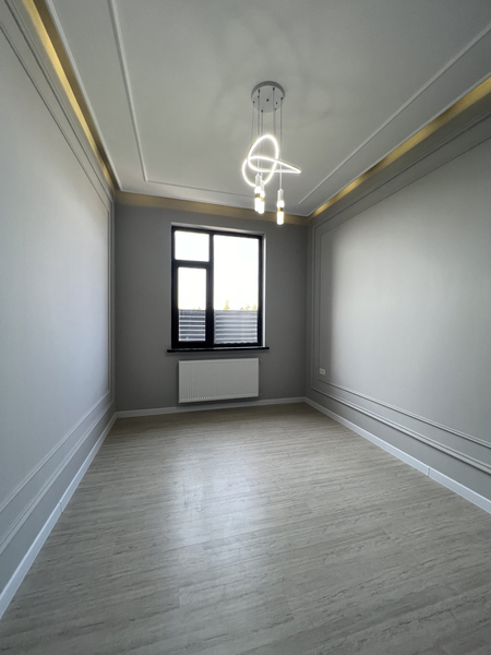 6 хонали TOWN HOUSE коттедж сотилади! Метро 11 чи бекати