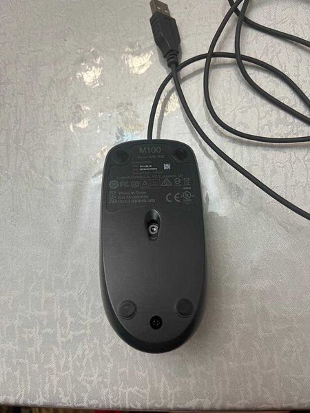 Компьютерная мышка Logitech M100 + коврик в подарок